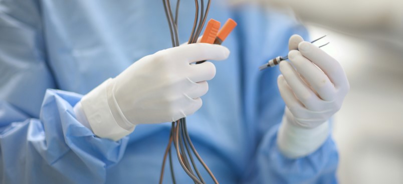 Revolutionizing Medical Devices - stratasys